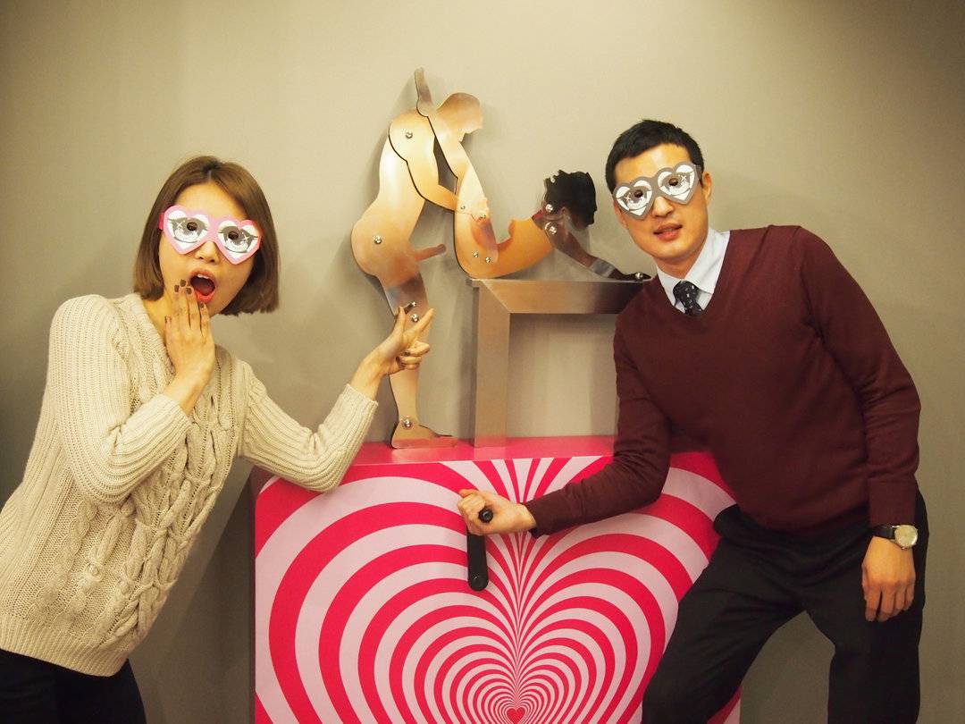 Love Museum ZUZUCHE COM Love Museum ZUZUCHE COM