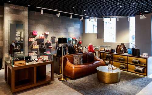 10 must-visit second-hand luxury stores in Osaka - Travel Guides | QEEQ.COM